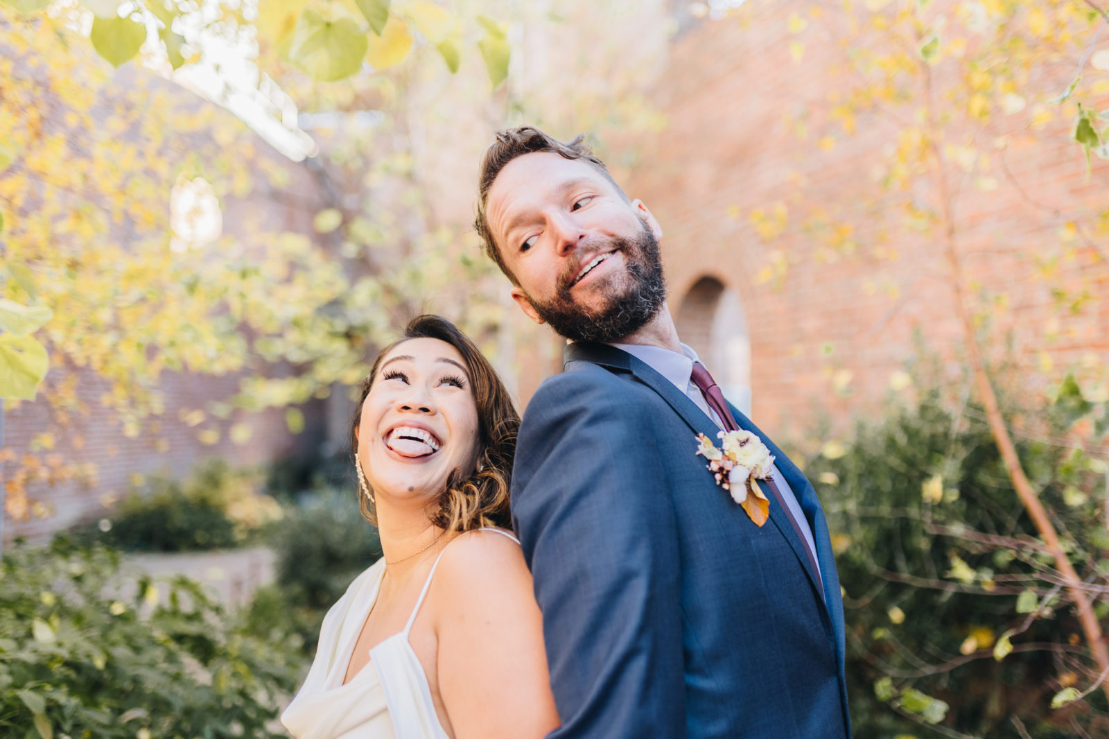 10 Creative First Look Ideas for Fun, Candid Wedding Photos