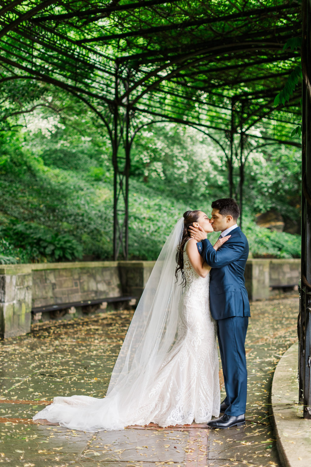Rainy and Romantic Conservatory Garden Wedding in New York
