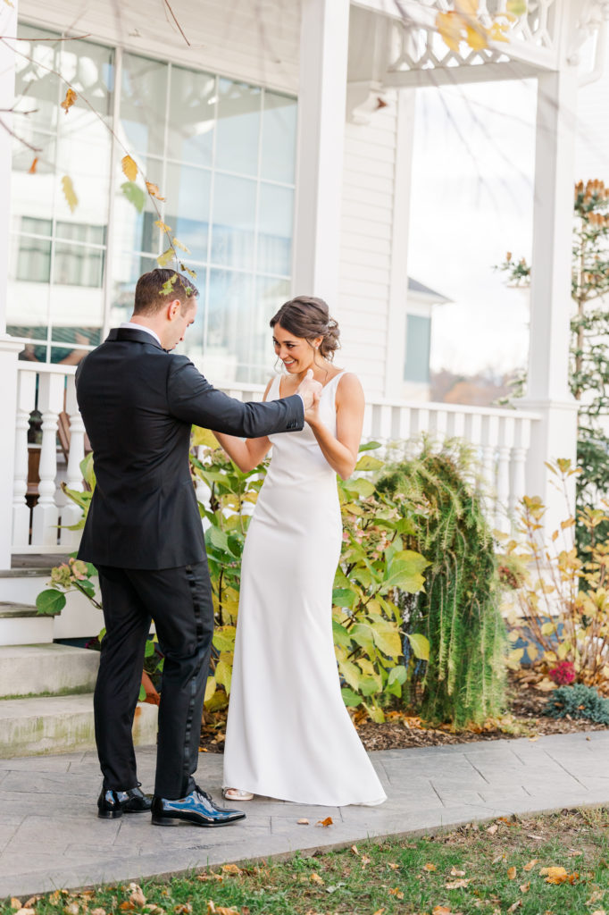 Romantic Branford House Wedding with Mystic Wedding Photos in CT