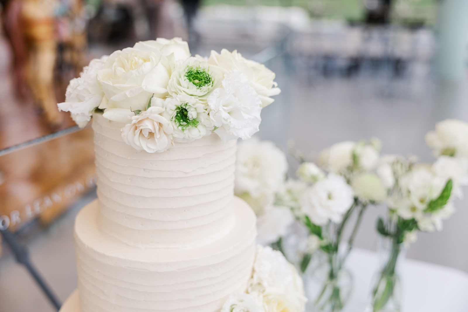 Fairytale Springtime Jane's Carousel Wedding in the Rain