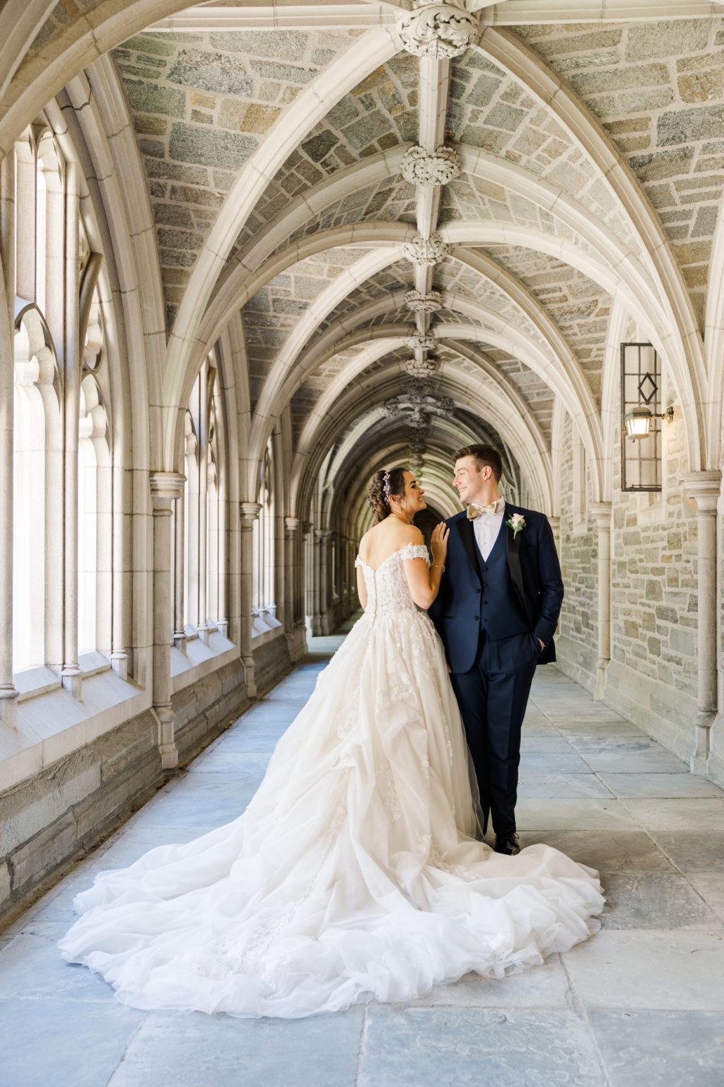 Elegant Nassau Inn Wedding: Stunning Princeton Portraits