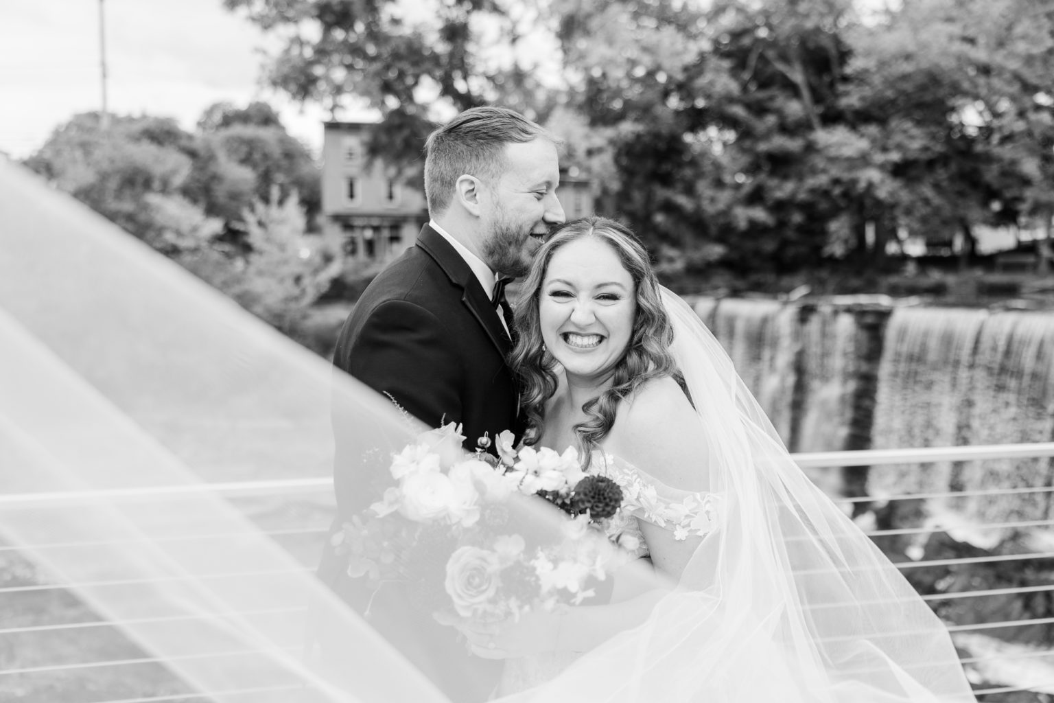 Rustic Romantic Roundhouse Wedding Photos in Beacon