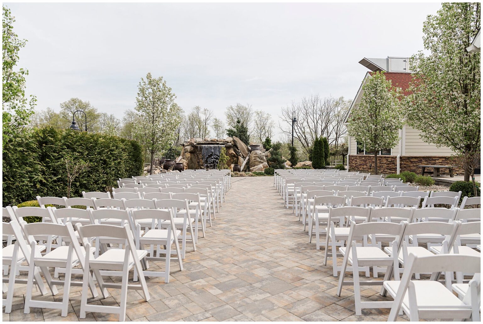 Gorgeous Springtime Barn at Villa Venezia Wedding